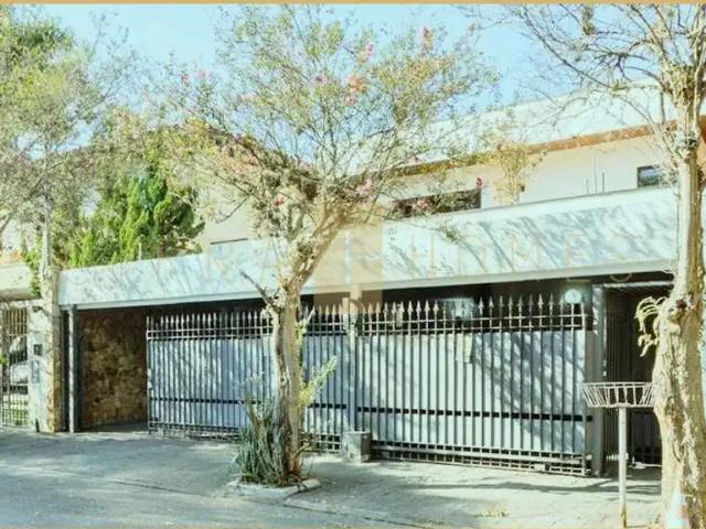 Casa / Sobrado para Venda em São Paulo/SP Jardim Europa 4 Quartos