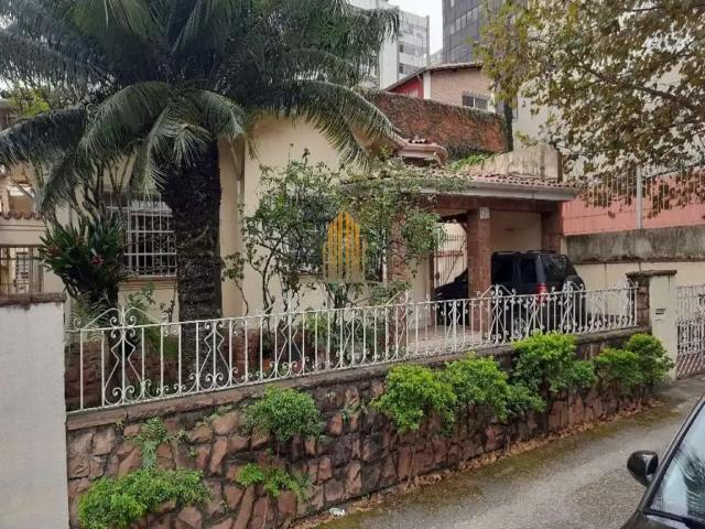 Casa / Sobrado para Venda em São Paulo/SP Jardim Europa 4 Quartos