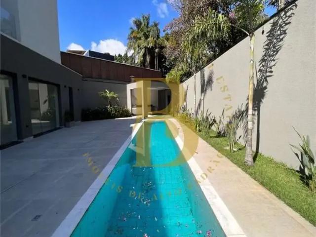 Casa / Sobrado para Venda em São Paulo/SP Jardim Europa 5 Quartos