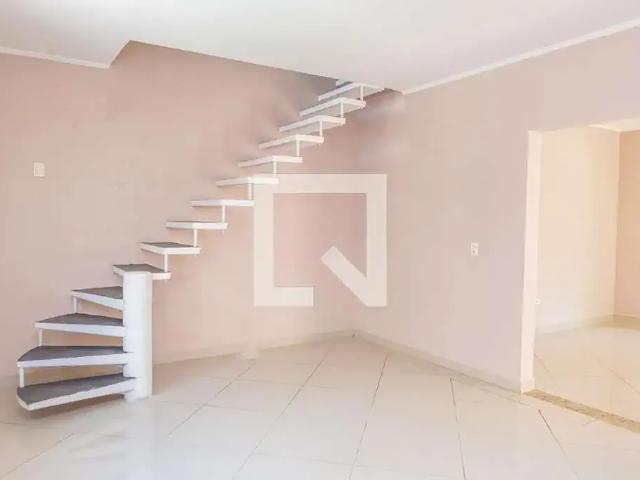 Casa / Sobrado para Venda em São Paulo/SP Jardim Fernandes 3 Quartos