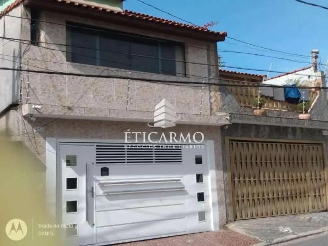 Casa / Sobrado para Venda em São Paulo/SP Jardim Fernandes 3 Quartos