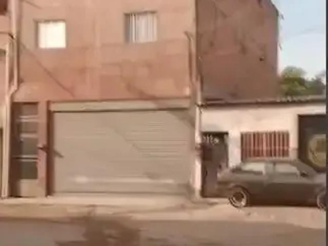 Casa / Sobrado para Venda em São Paulo/SP Jardim Keralux 6 Quartos