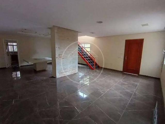 Casa / Sobrado para Venda em São Paulo/SP Jardim Herplin 4 Quartos