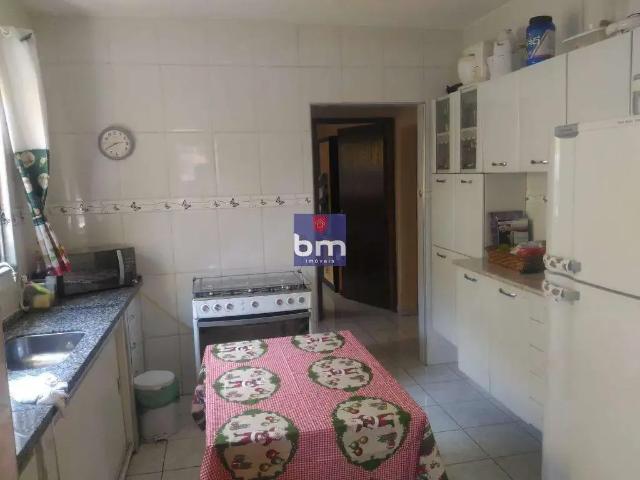 Casa / Sobrado para Venda em São Paulo/SP Jardim Ipê 4 Quartos