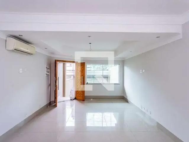 Casa / Sobrado para Venda em São Paulo/SP Jardim Íris 3 Quartos