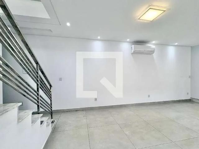 Casa / Sobrado para Venda em São Paulo/SP Jardim Íris 3 Quartos