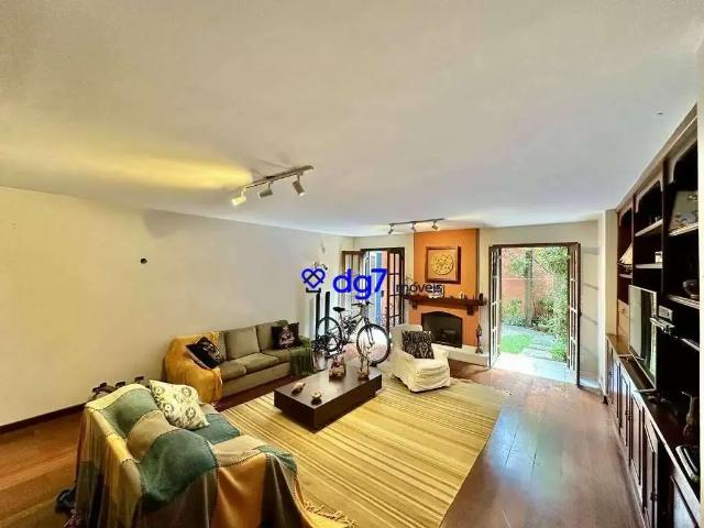 Casa / Sobrado para Venda em São Paulo/SP Jardim Jussara 4 Quartos