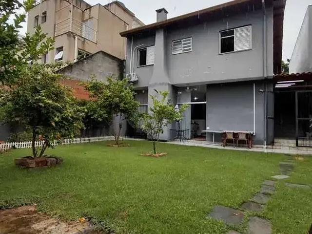 Casa / Sobrado para Venda em São Paulo/SP Jardim Jussara 4 Quartos