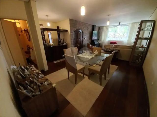 Casa / Sobrado para Venda em São Paulo/SP Jardim Oriental 3 Quartos