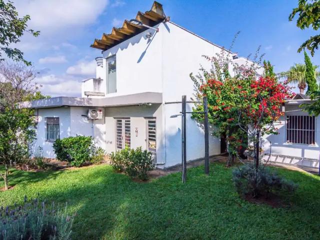 Casa / Sobrado para Venda em São Paulo/SP Jardim Leonor 4 Quartos