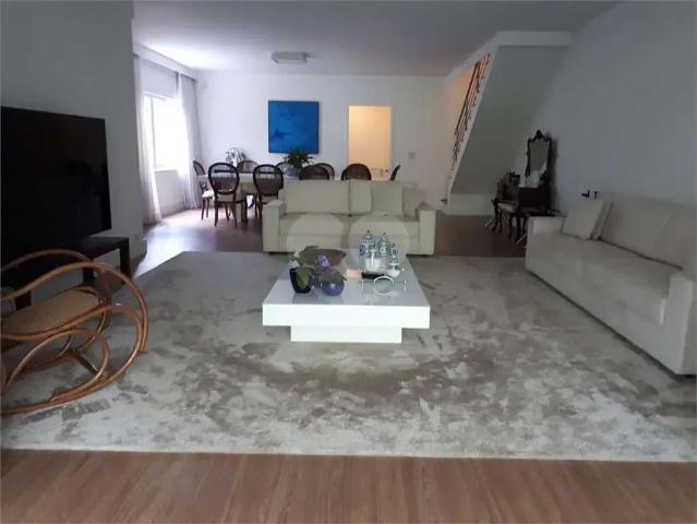 Casa / Sobrado para Venda em São Paulo/SP Jardim Luzitânia 4 Quartos