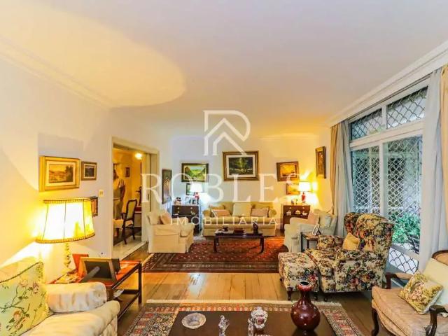 Casa / Sobrado para Venda em São Paulo/SP Jardim Luzitânia 6 Quartos