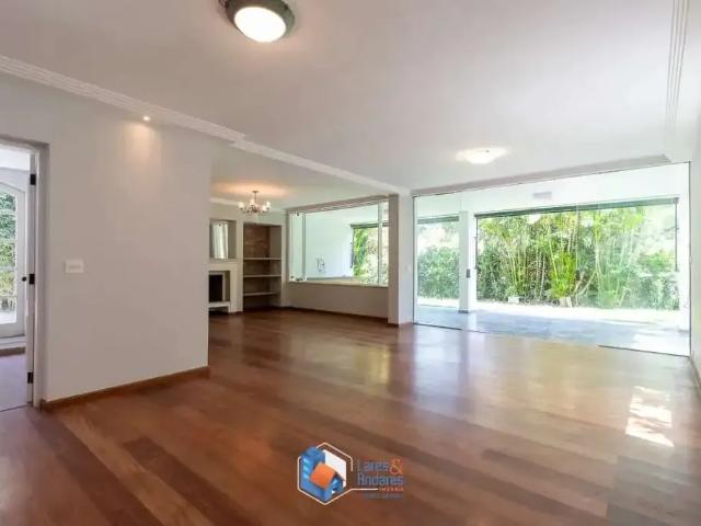 Casa / Sobrado para Venda em São Paulo/SP Jardim Morumbi 4 Quartos