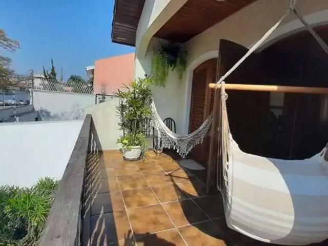 Casa / Sobrado para Venda em São Paulo/SP Jardim Morumbi 4 Quartos
