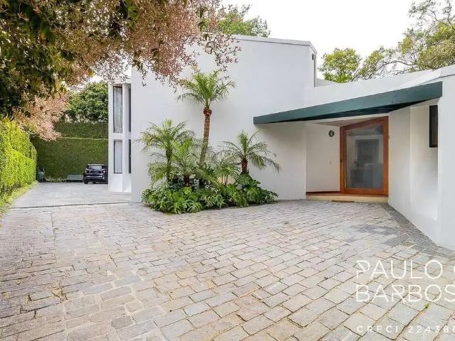 Casa / Sobrado para Venda em São Paulo/SP Jardim Morumbi 4 Quartos