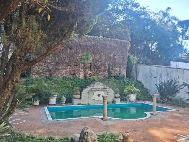 Casa / Sobrado para Venda em São Paulo/SP Jardim Morumbi 6 Quartos