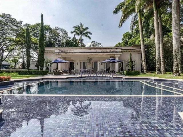 Casa / Sobrado para Venda em São Paulo/SP Jardim Morumbi 6 Quartos