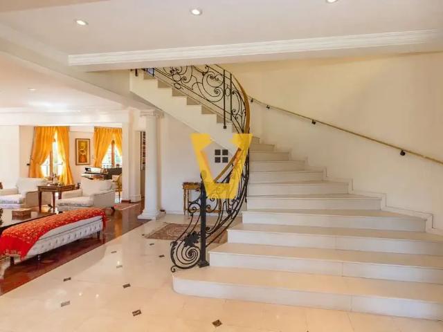 Casa / Sobrado para Venda em São Paulo/SP Jardim Morumbi 8 Quartos