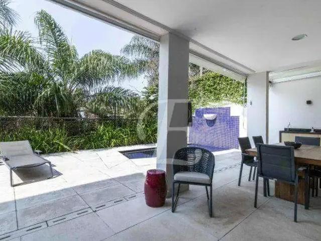 Casa / Sobrado para Venda em São Paulo/SP Jardim Morumbi 3 Quartos