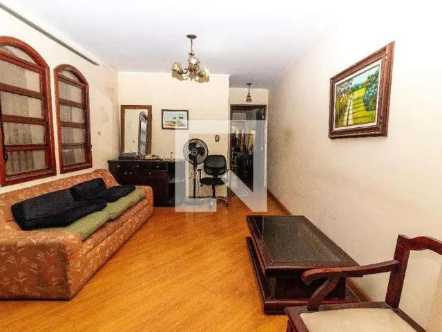 Casa / Sobrado para Venda em São Paulo/SP Jardim Marajoara 5 Quartos