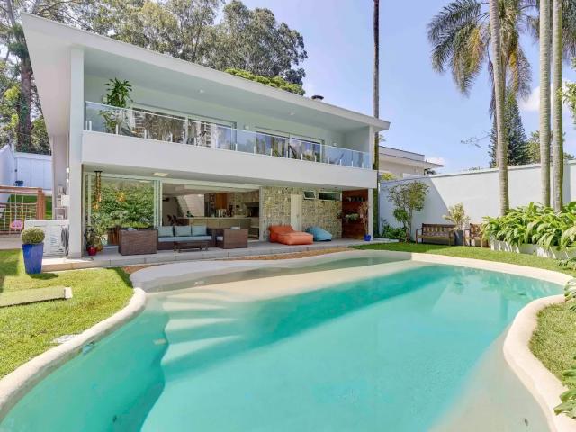 Casa / Sobrado para Venda em São Paulo/SP Jardim Marajoara 5 Quartos