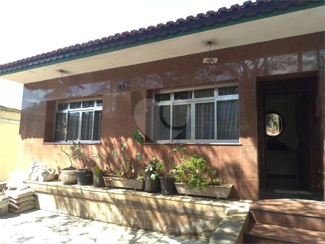 Casa / Sobrado para Venda em São Paulo/SP Jardim São Bento 3 Quartos