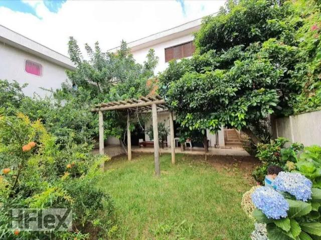 Casa / Sobrado para Venda em São Paulo/SP Jardim São Bento 6 Quartos