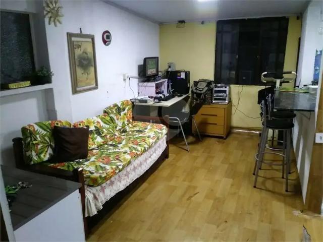 Casa / Sobrado para Venda em São Paulo/SP Jardim São Luís 6 Quartos