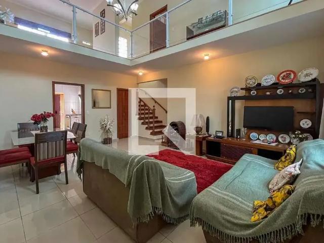 Casa / Sobrado para Venda em São Paulo/SP Jardim Santa Emília 3 Quartos
