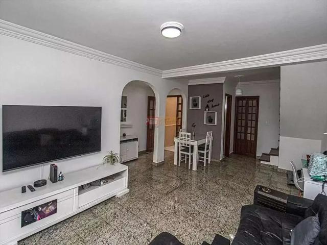 Casa / Sobrado para Venda em São Paulo/SP Jardim Santa Emília 4 Quartos