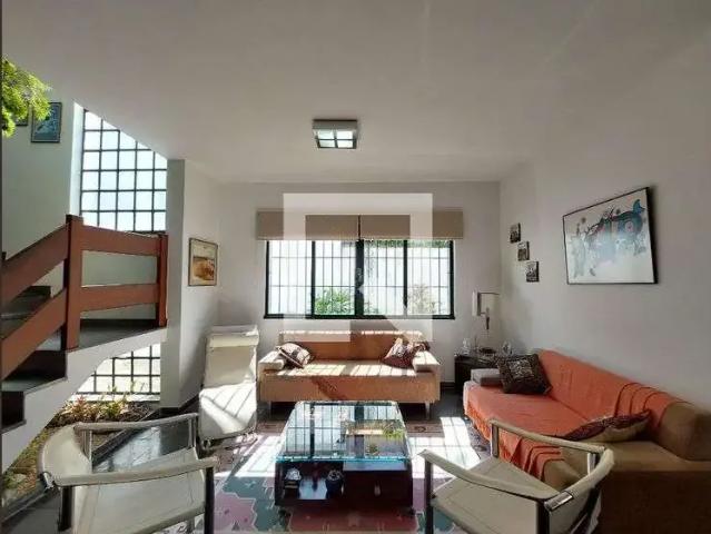 Casa / Sobrado para Venda em São Paulo/SP Jardim Santa Helena 3 Quartos