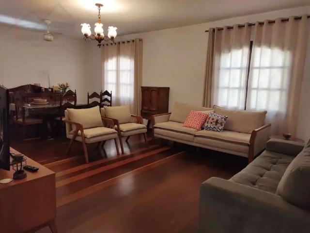Casa / Sobrado para Venda em São Paulo/SP Jardim Santa Helena 4 Quartos