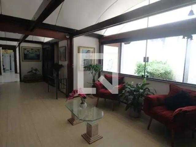 Casa / Sobrado para Venda em São Paulo/SP Jardim Santa Helena 4 Quartos