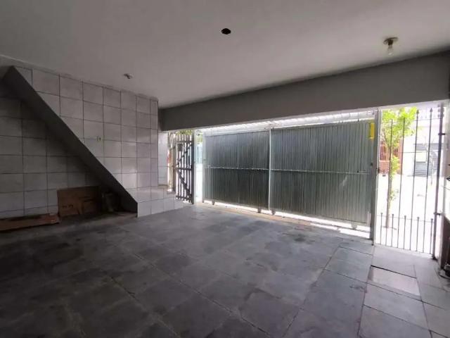 Casa / Sobrado para Venda em São Paulo/SP Jardim Sapopemba 4 Quartos