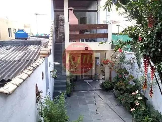 Casa / Sobrado para Venda em São Paulo/SP Jardim Senice 3 Quartos