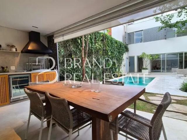 Casa / Sobrado para Venda em São Paulo/SP Jardim Paulista 4 Quartos