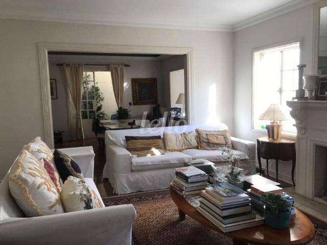 Casa / Sobrado para Venda em São Paulo/SP Jardim Paulistano 4 Quartos