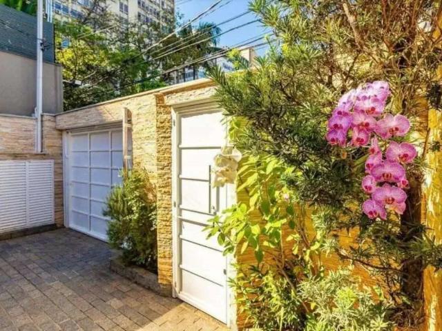 Casa / Sobrado para Venda em São Paulo/SP Jardim Paulistano 4 Quartos