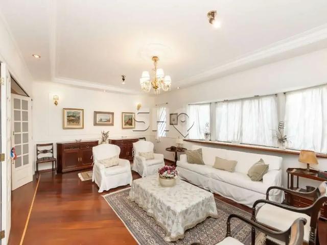 Casa / Sobrado para Venda em São Paulo/SP Jardim Paulistano 4 Quartos