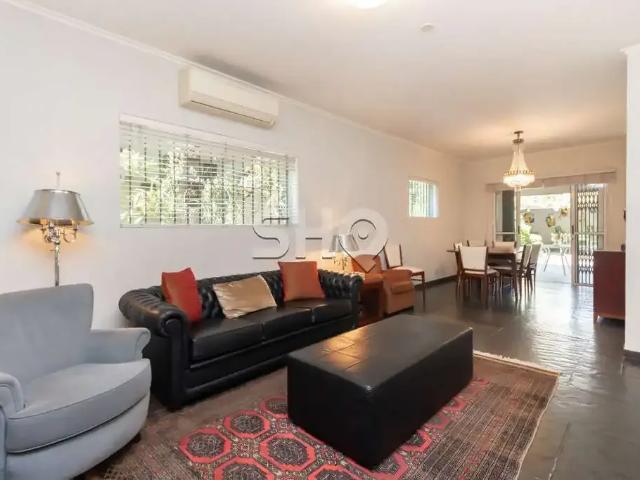 Casa / Sobrado para Venda em São Paulo/SP Jardim Paulistano 4 Quartos