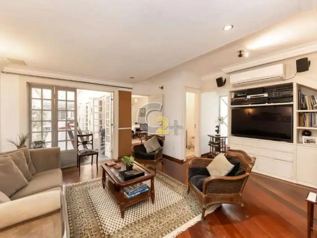 Casa / Sobrado para Venda em São Paulo/SP Jardim Paulistano 4 Quartos