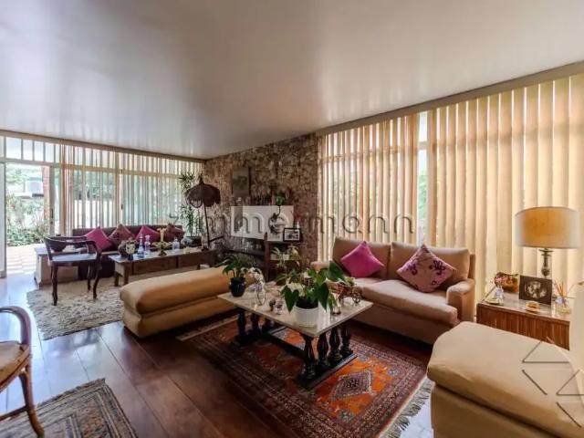 Casa / Sobrado para Venda em São Paulo/SP Jardim Paulistano 5 Quartos