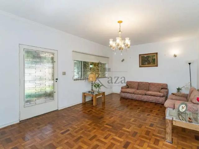 Casa / Sobrado para Venda em São Paulo/SP Jardim Paulistano 6 Quartos