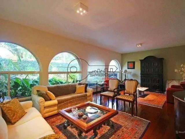 Casa / Sobrado para Venda em São Paulo/SP Jardim Paulistano 6 Quartos