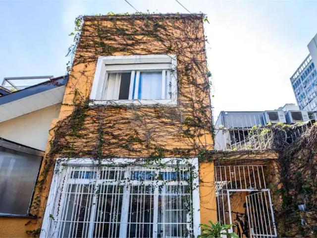 Casa / Sobrado para Venda em São Paulo/SP Jardim Paulistano 2 Quartos