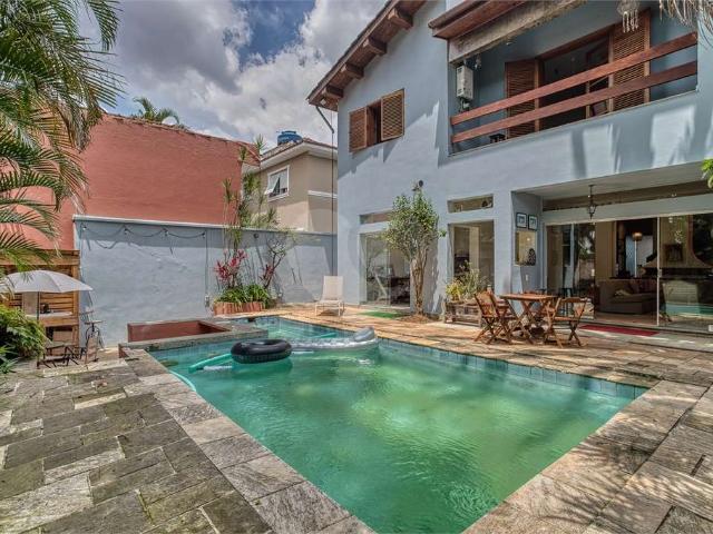 Casa / Sobrado para Venda em São Paulo/SP Jardim Petrópolis 4 Quartos