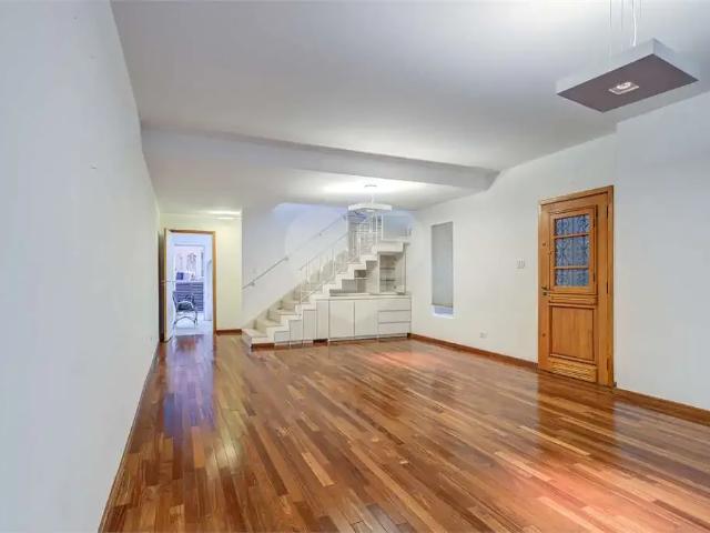 Casa / Sobrado para Venda em São Paulo/SP Jardim Petrópolis 3 Quartos