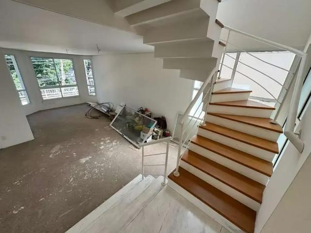 Casa / Sobrado para Venda em São Paulo/SP Jardim Petrópolis 3 Quartos