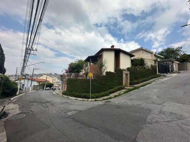 Casa / Sobrado para Venda em São Paulo/SP Jardim Peri 3 Quartos