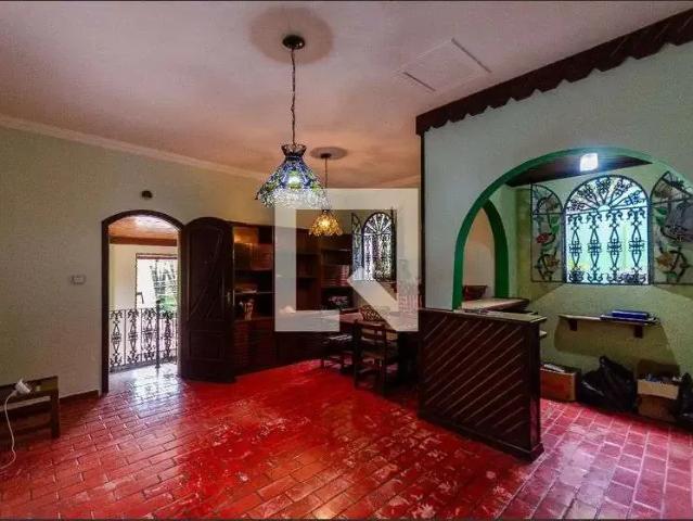Casa / Sobrado para Venda em São Paulo/SP Jardim Peri 3 Quartos